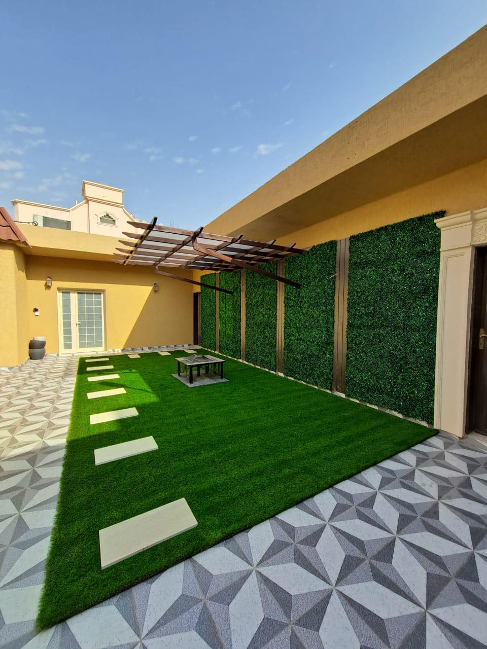 شركة تركيب نجيل صناعى بجدة 0541700388 عشب صناعي جدة - شركة النسيم